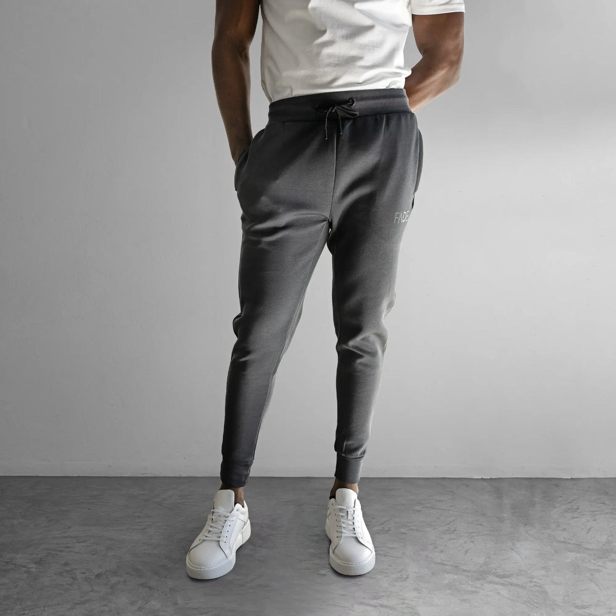 Fade Essential Sweatpants Green – Fade.